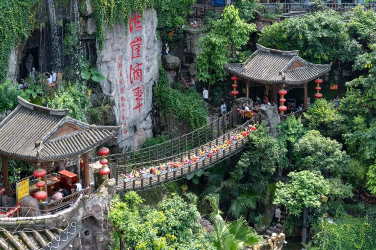 Hongya Cave, Chongqing, China: Travel Tips & FAQs 2026