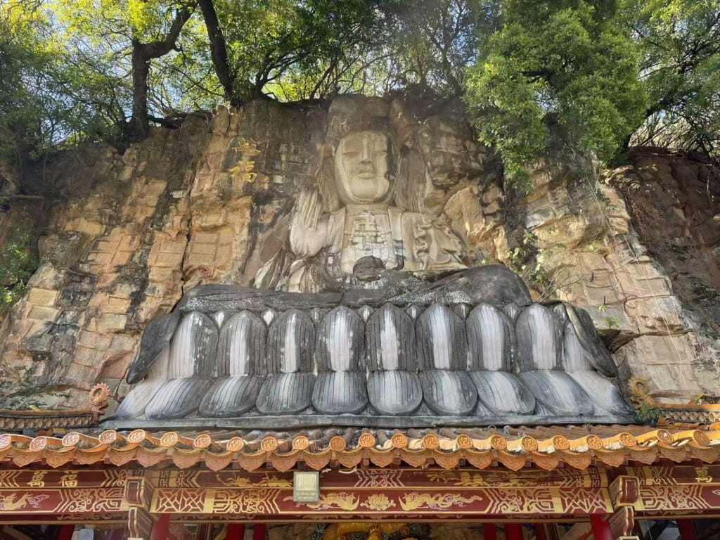 Lingyin Temple, Hangzhou, China: Travel Tips & FAQs 2025