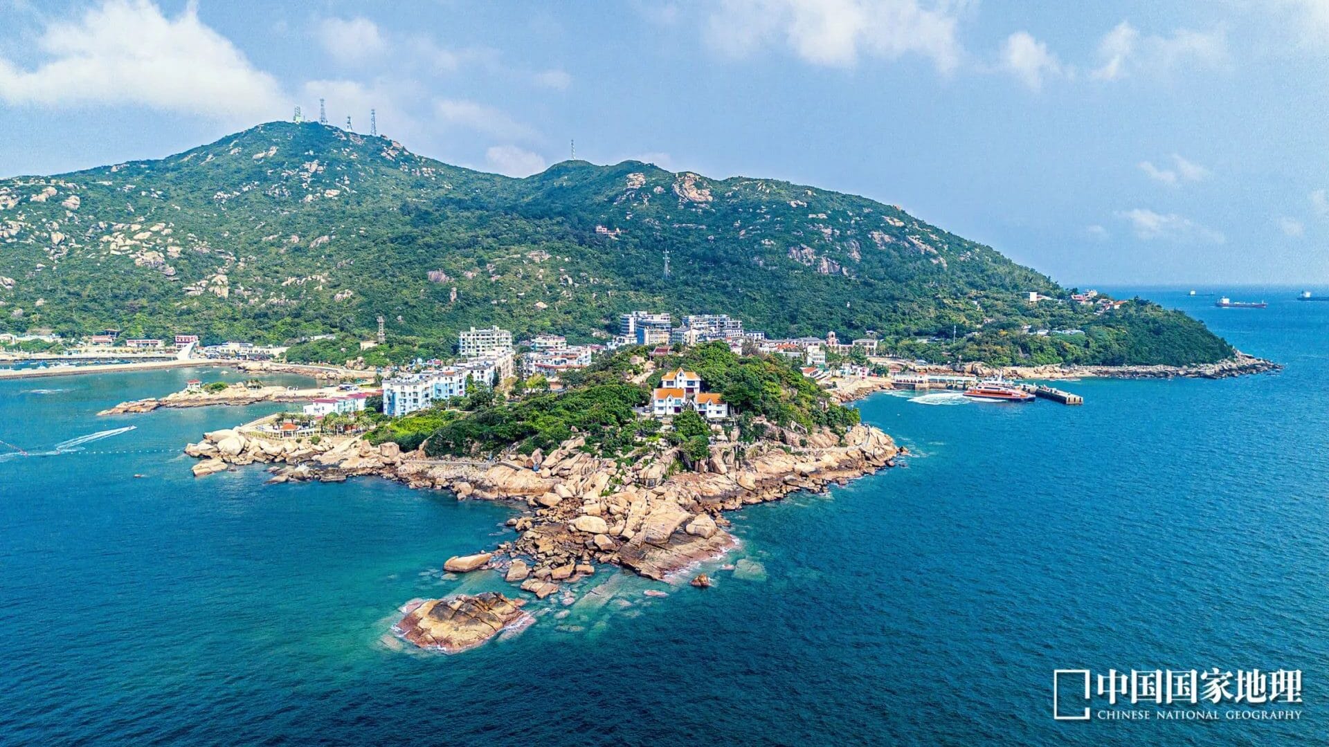 Top 10 Beautiful Islands In China You Must Visit 2025